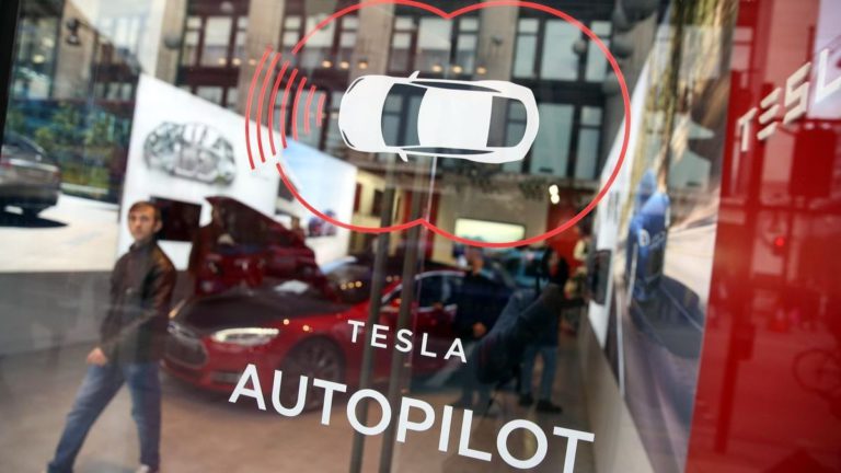 Tesla Unveils Computer Vision-Based Autopilot - Analytics Drift